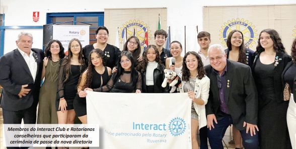 Interact Club empossa nova presidente e diretoria